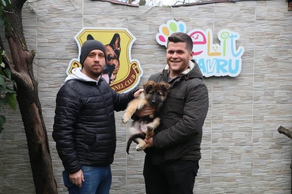 Murat bey ve Poyraz yeni dostlarına kavuştular - Elit Yavru